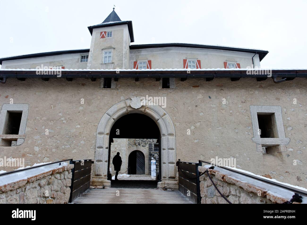 Ton gate hi-res stock photography and images - Alamy