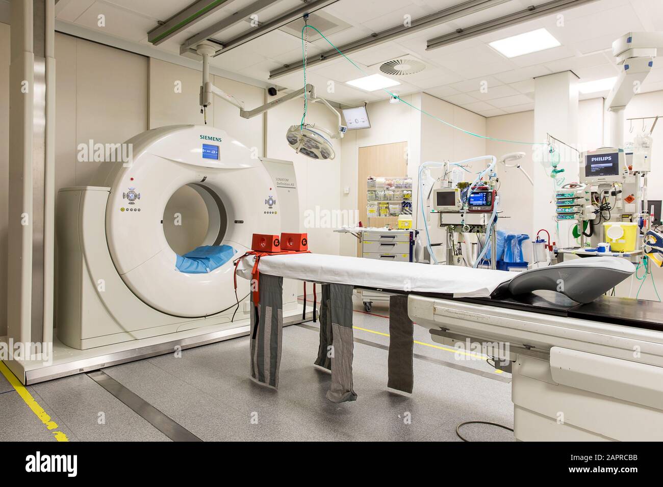 First ct scan ct scan hi-res stock photography and images - Alamy