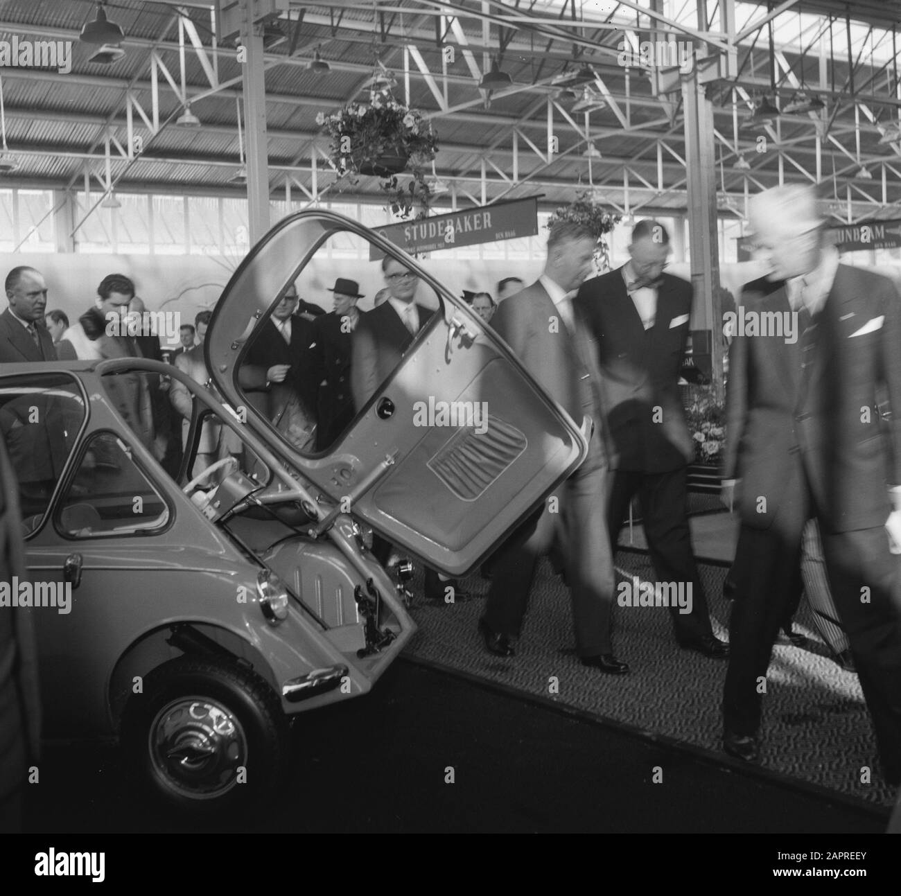 Official opening RAI by Minister Algera Date: February 22, 1956 ...