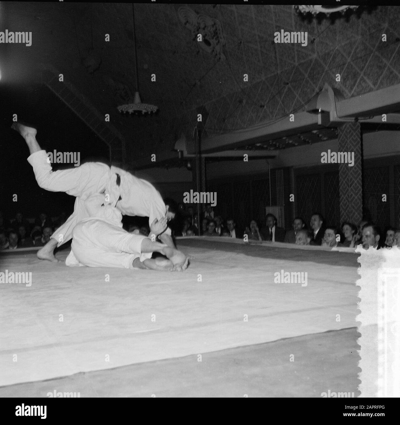 Judo throw olympics Black and White Stock Photos & Images - Alamy