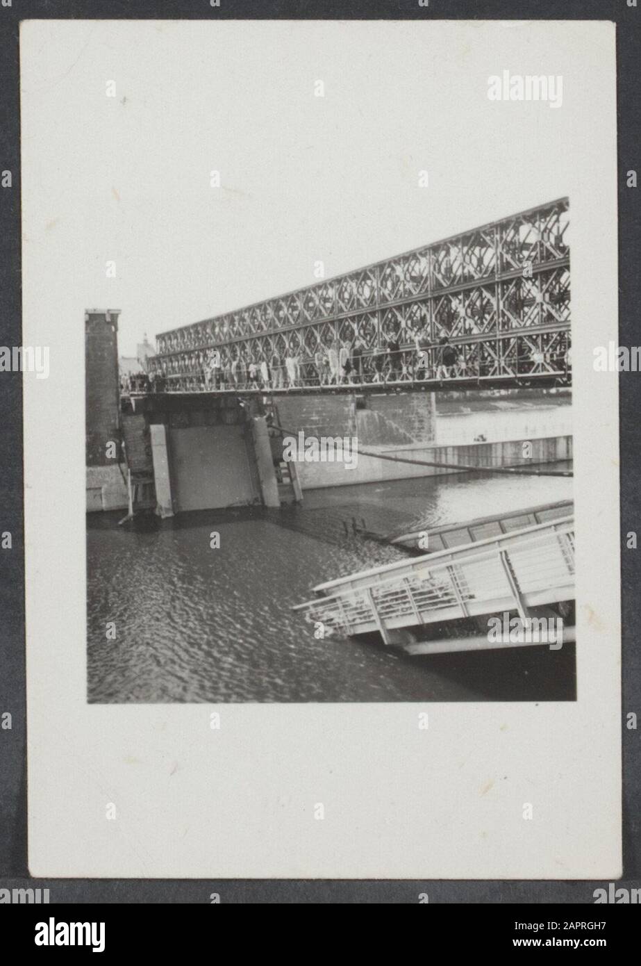 Devastations: bridges. 1940 Emergency bridges built over destroyed ...