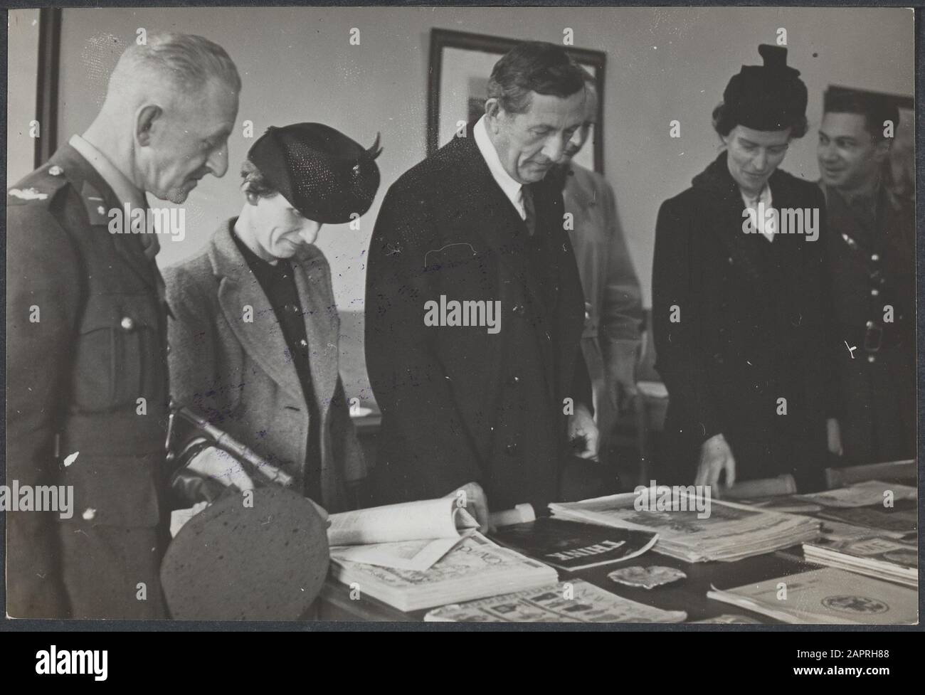 War Miscellaneous Canteen and recreation rooms in the Dutch army camp ...