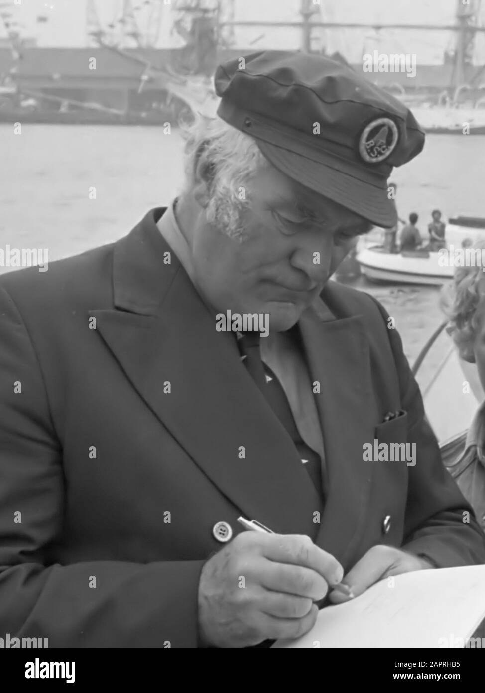 Captain Baines, een karakter in de tv-serie Onedin Line, gespeeld door ...