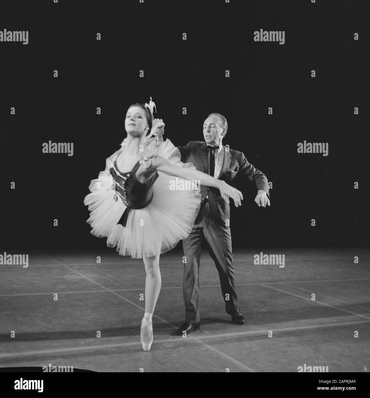 New york city ballet 1965 balanchine hi-res stock photography and ...