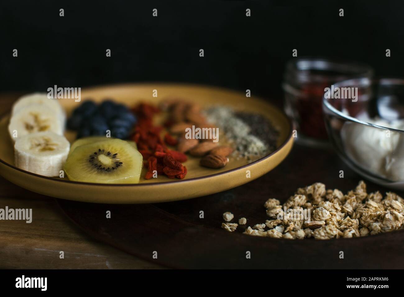 Gogi berries hi-res stock photography and images - Alamy