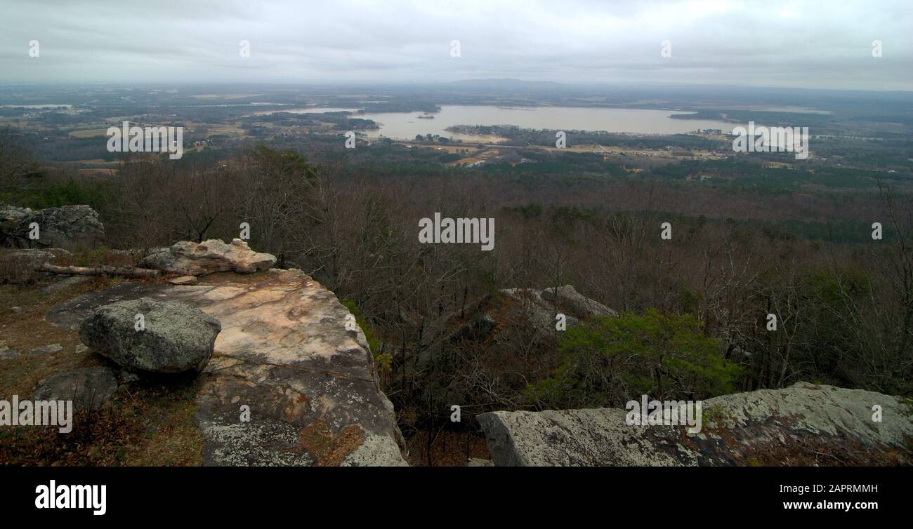 Views of Weiss Lake from Lookout Mountain near Leesburg, Alabama Stock ...