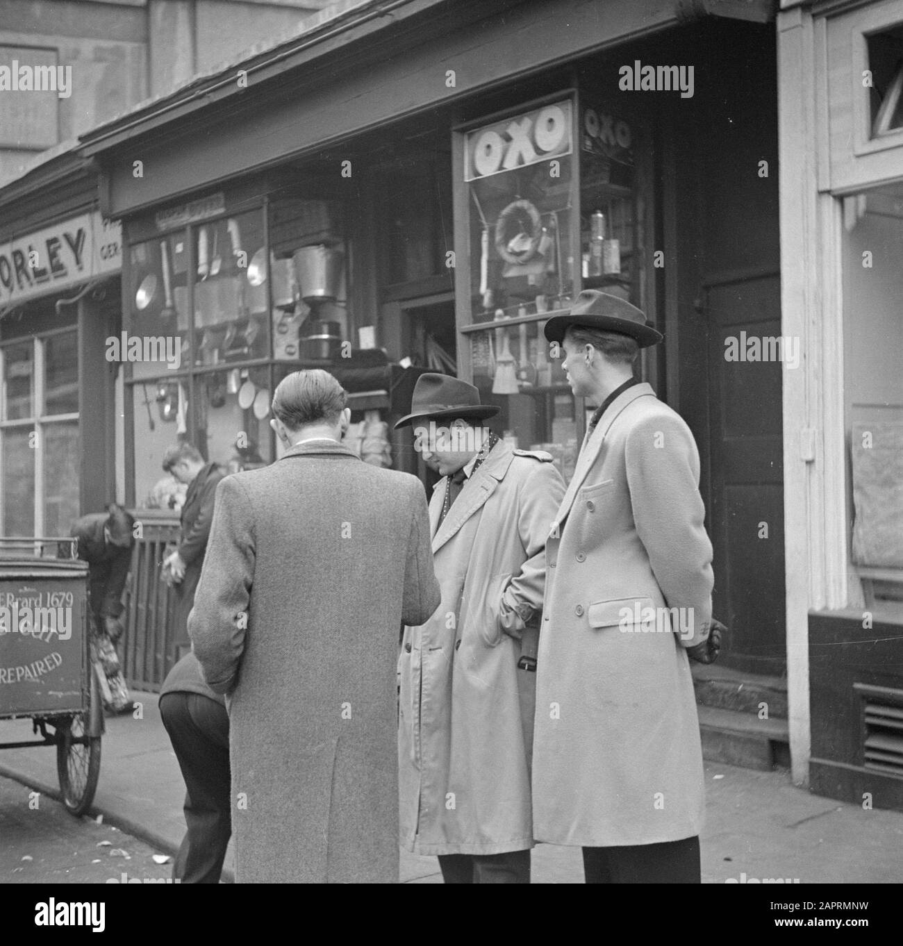 Spiv Black and White Stock Photos & Images - Alamy