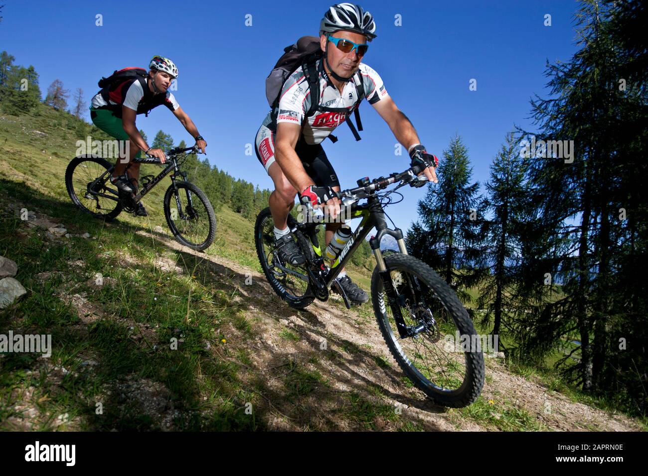 Radfahren im sommer hi-res stock photography and images - Alamy