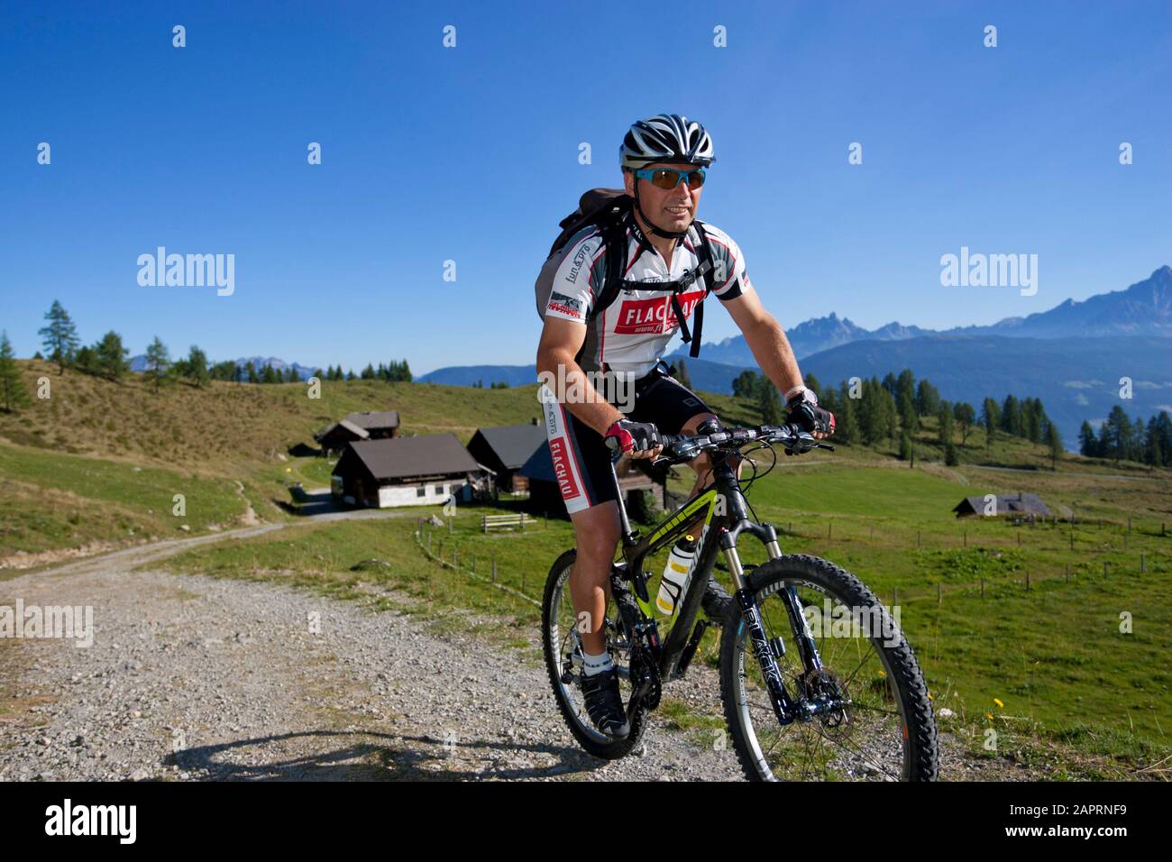 Radfahren hi-res stock photography and images - Alamy