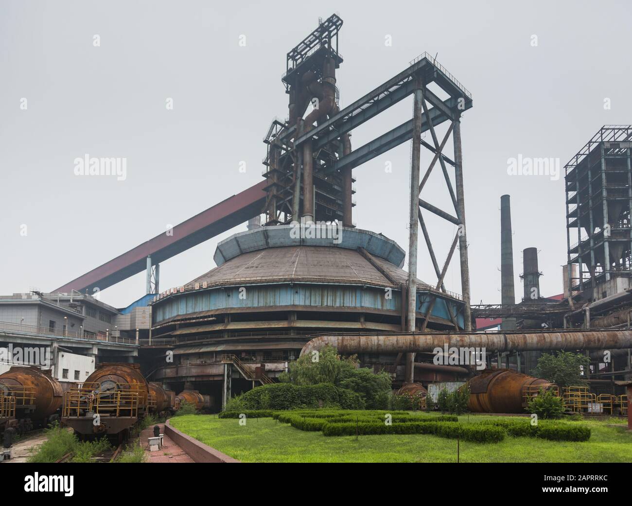 China steel factory pollution hi-res stock photography and images - Alamy