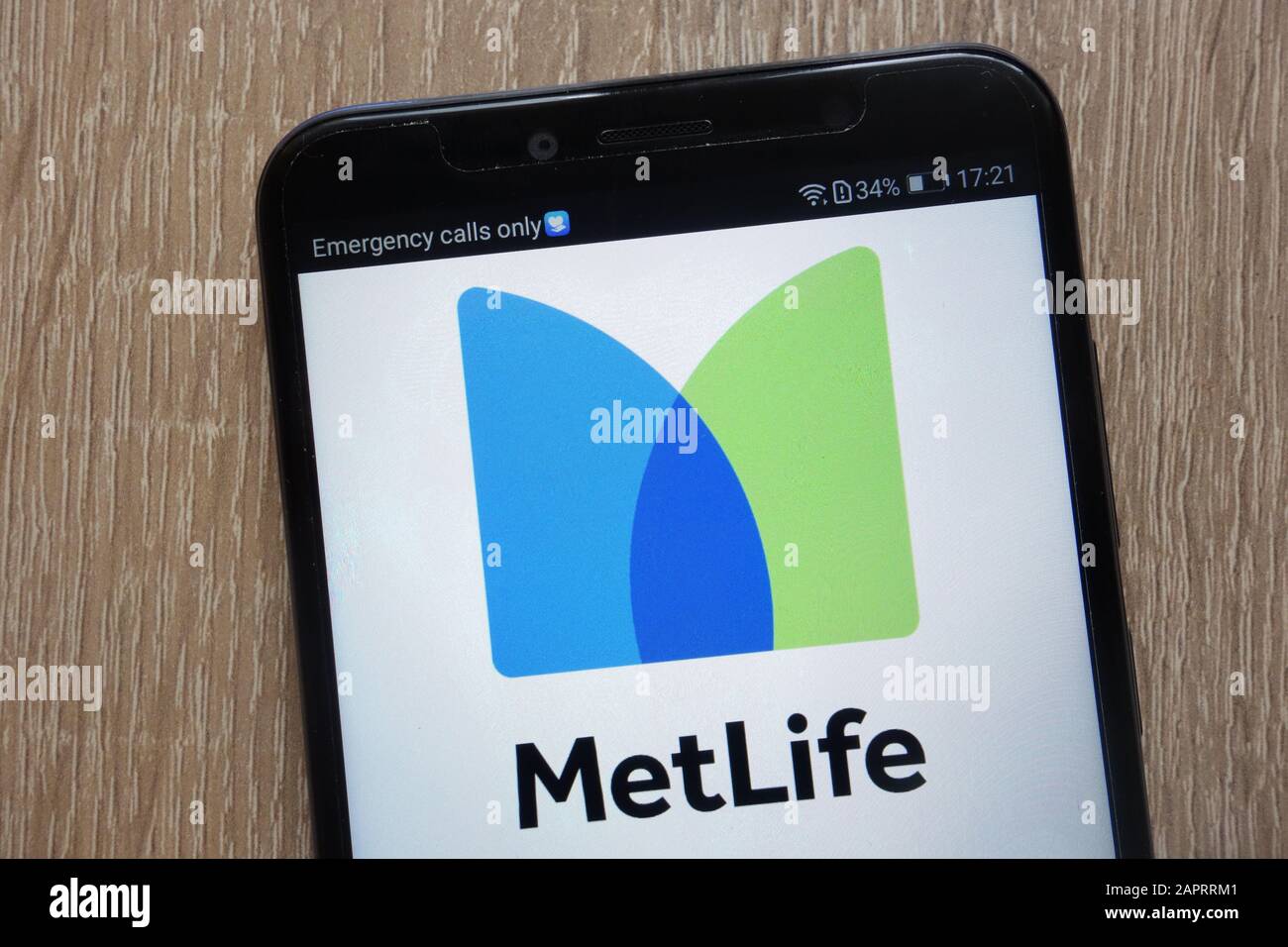 MetLife logo displayed on a modern smartphone Stock Photo - Alamy