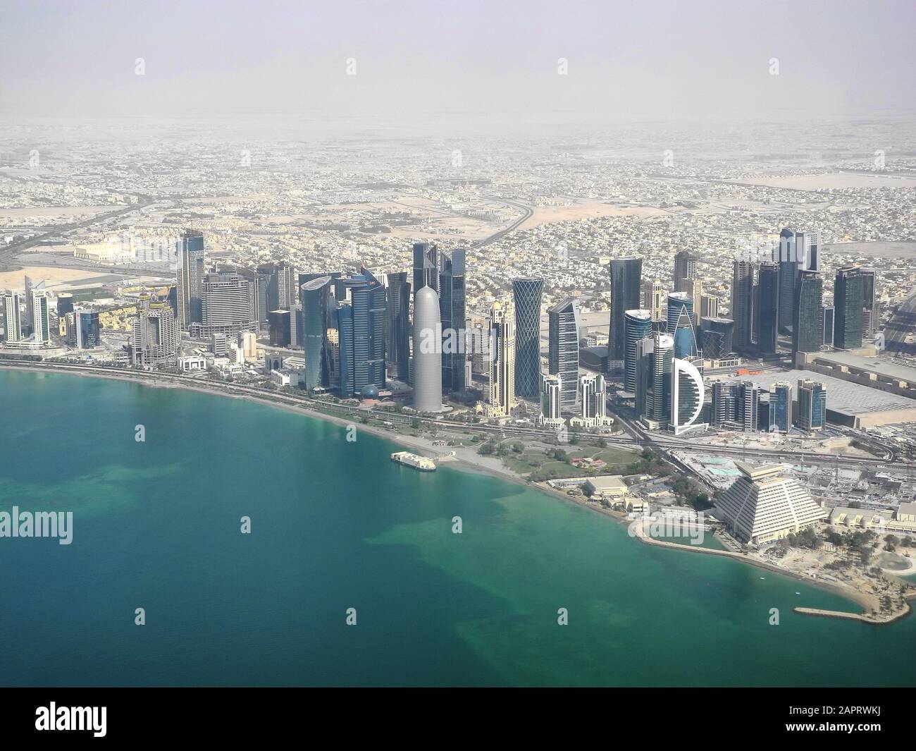 Qatar doha view airplane hi-res stock photography and images - Alamy