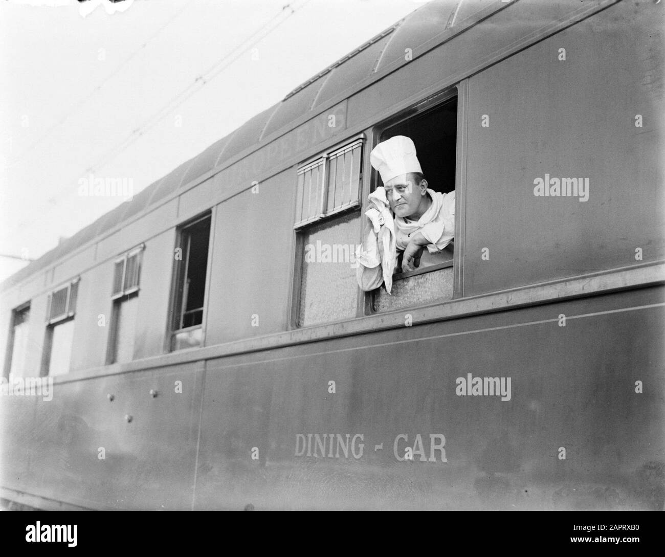 1930s dining car hi-res stock photography and images - Alamy
