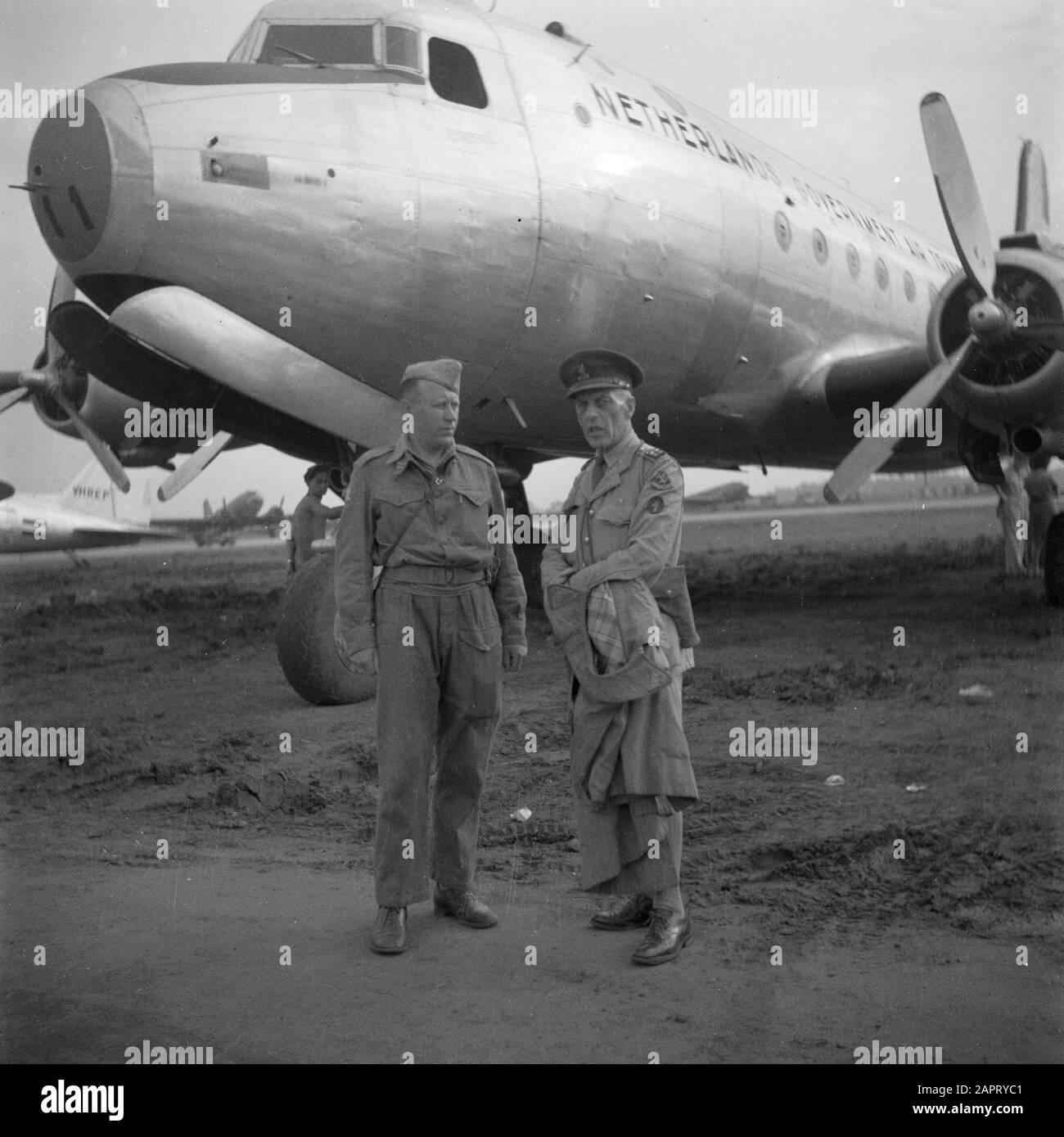 War volunteers in Malacca and Indonesia A military and an officer for ...