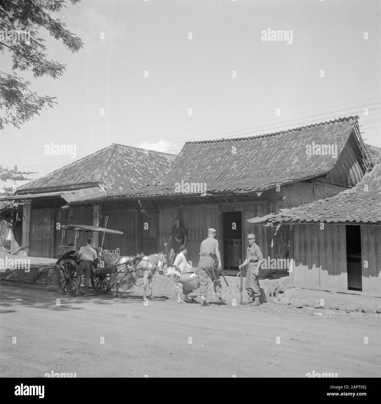 War volunteers in Malacca and Indonesia A sado in a kampong Date: March ...