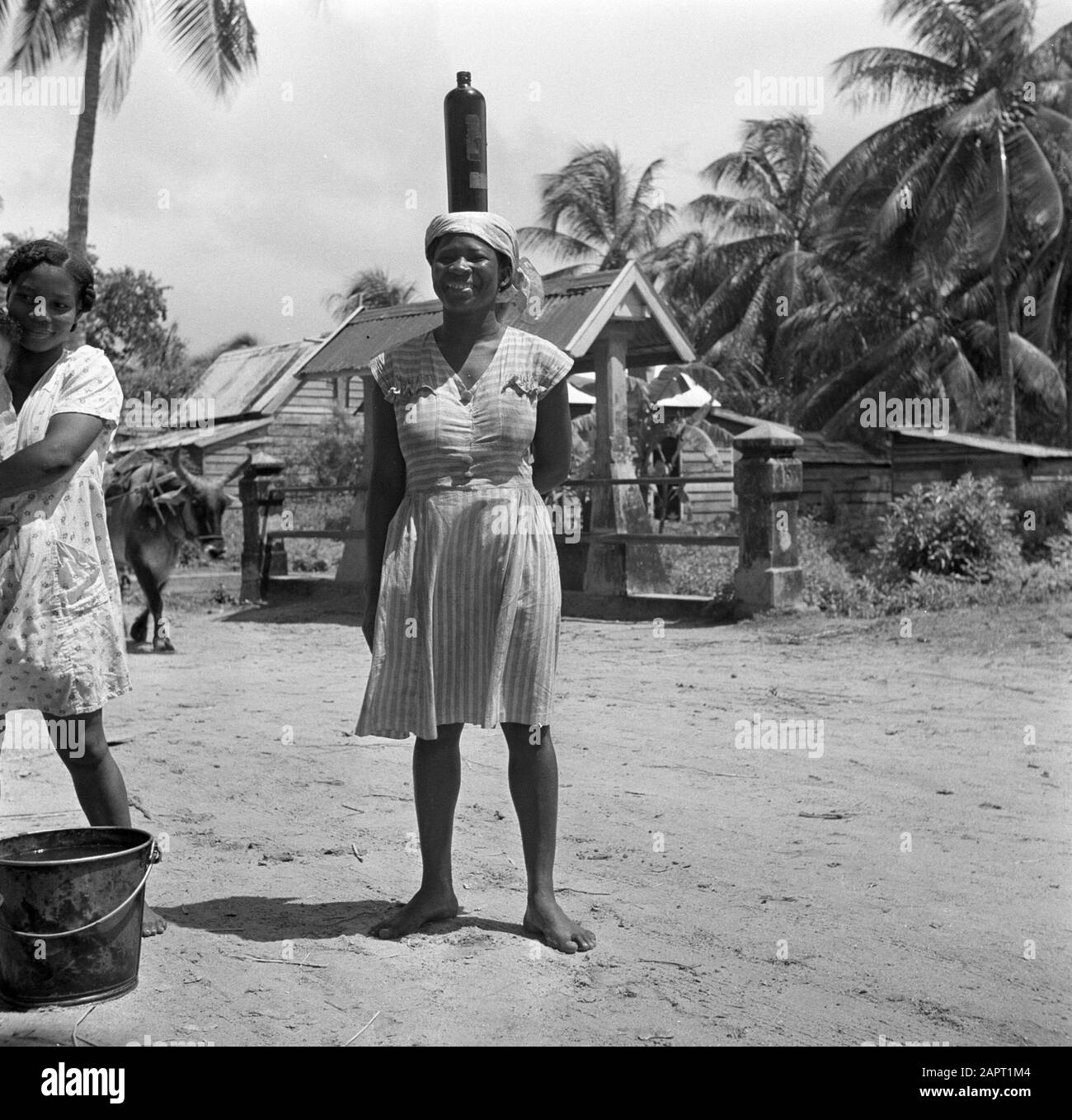 Women In Suriname Black and White Stock Photos & Images - Alamy
