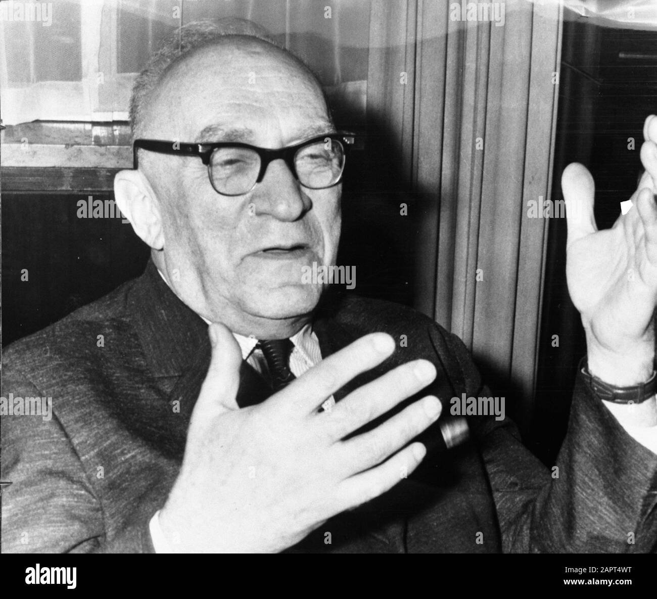 Economics scholar Black and White Stock Photos & Images - Alamy