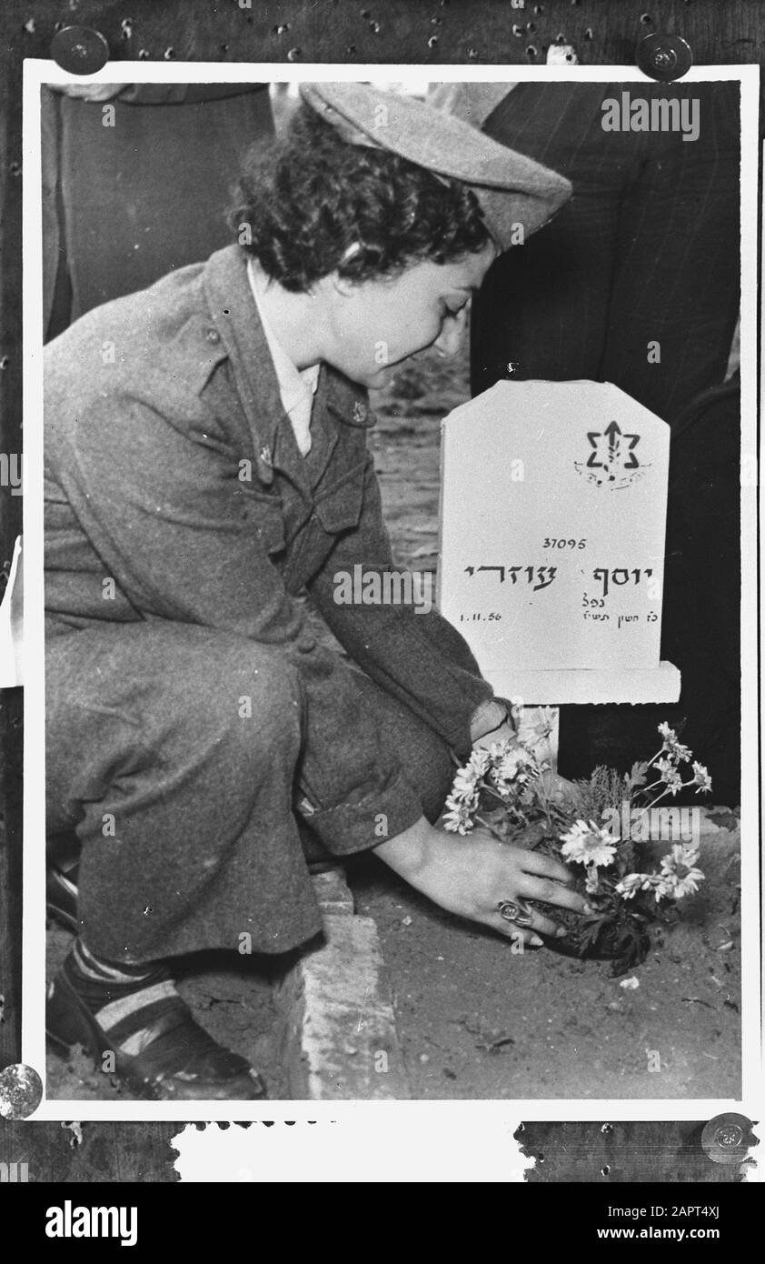 Memorial Day Israel mourning at a grave Date: December 14, 1956 ...