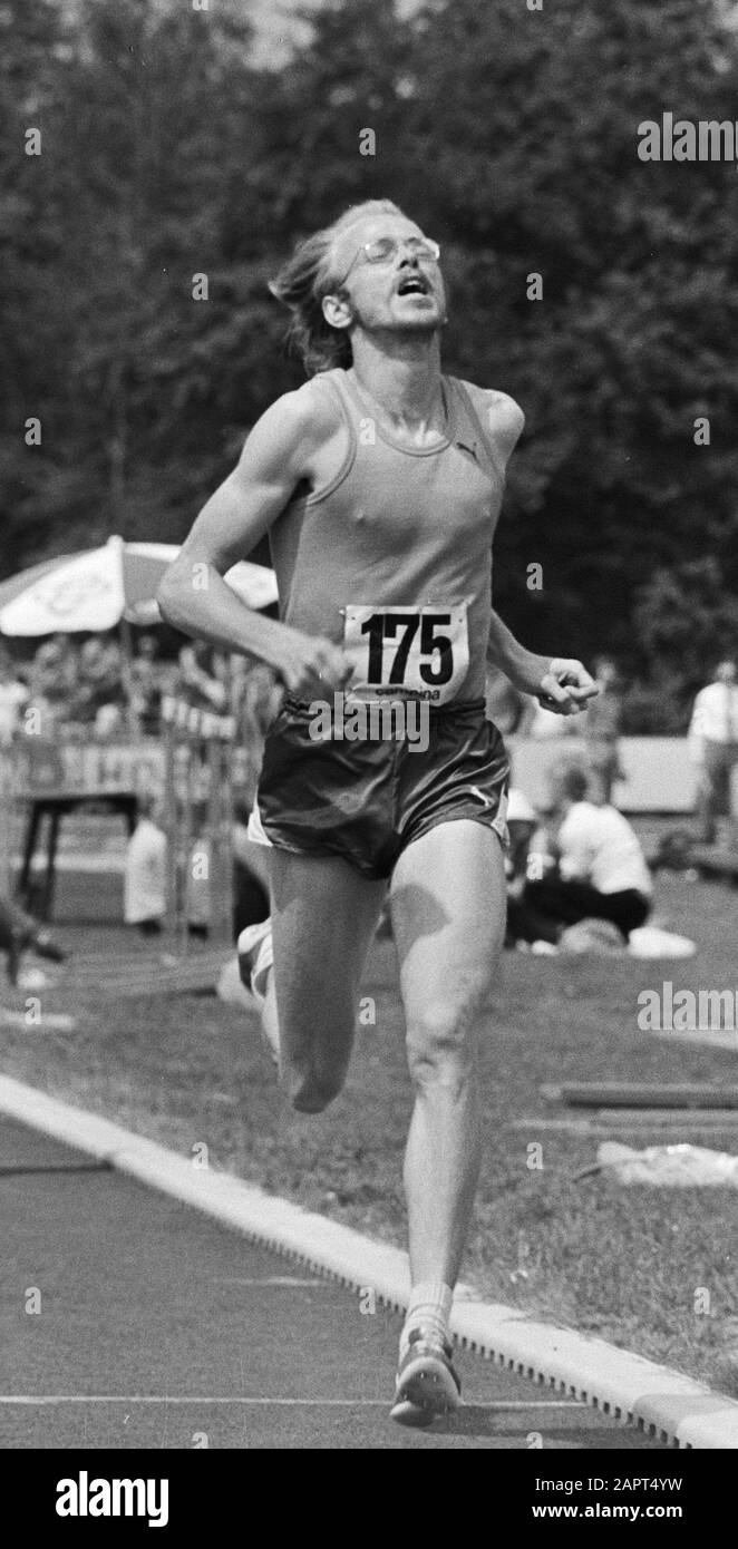 Evert hoving wins 800 meters hi-res stock photography and images - Alamy