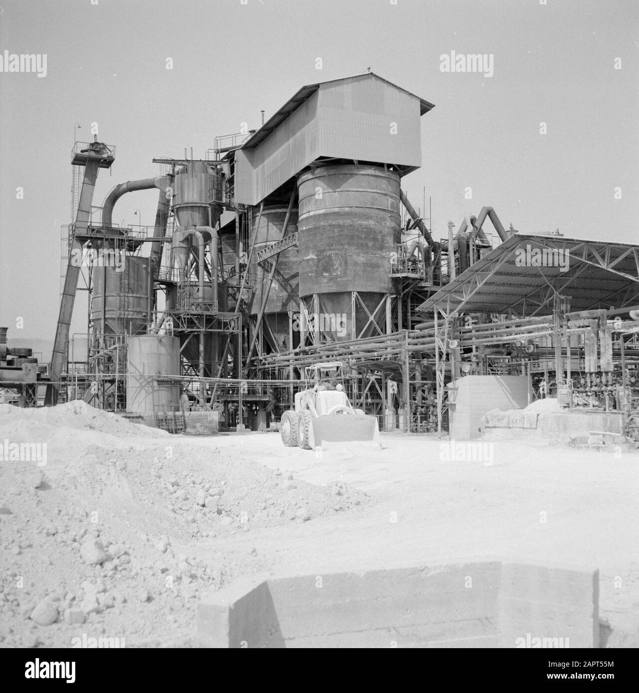 Fertilizer tractor Black and White Stock Photos & Images - Alamy
