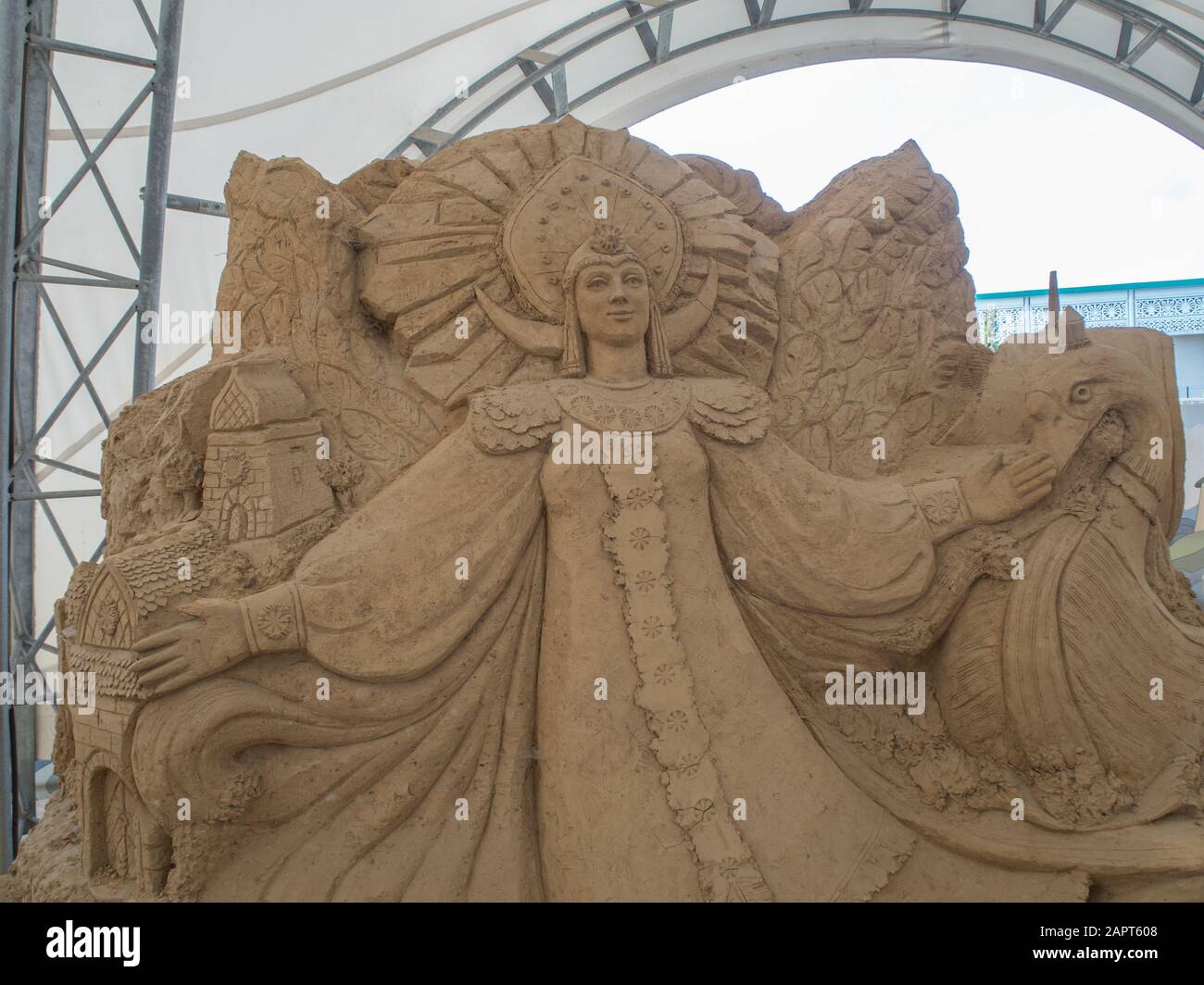Sculptures of characters from Russian fairy tales made from sand ...