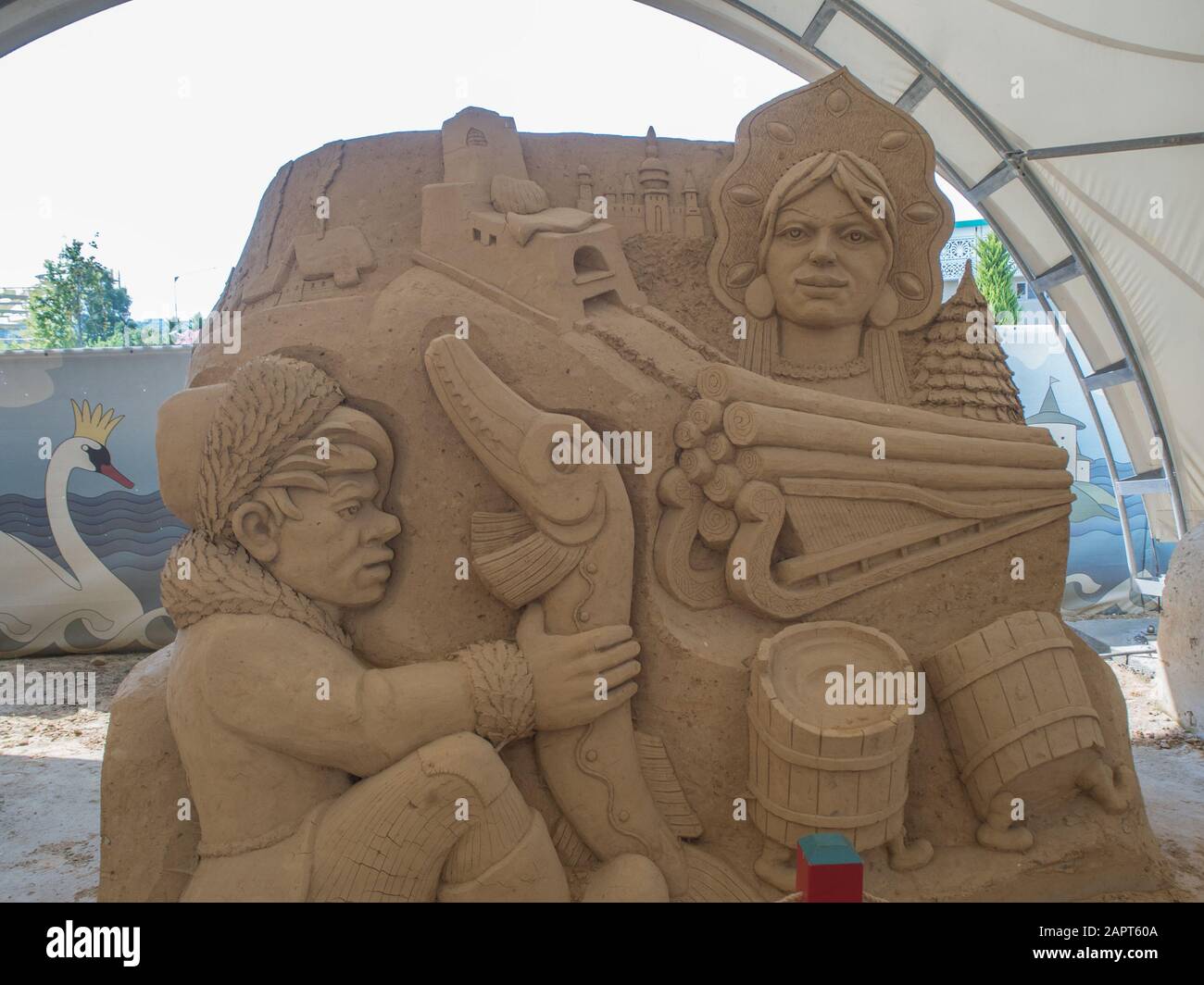 Sculptures of characters from Russian fairy tales made from sand ...
