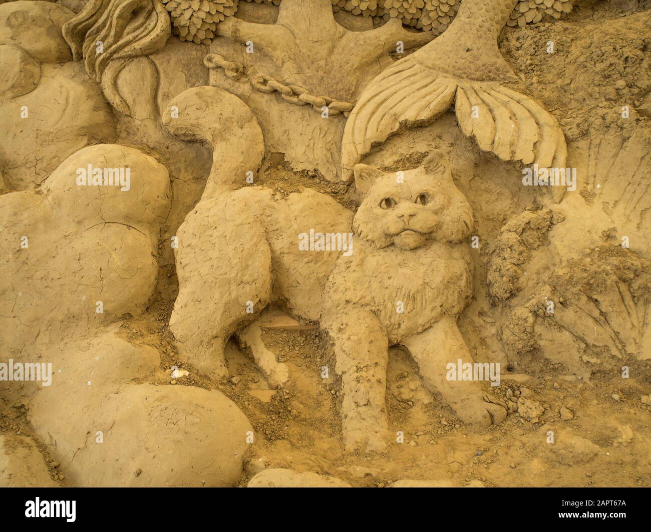 Sculptures of characters from Russian fairy tales made from sand ...