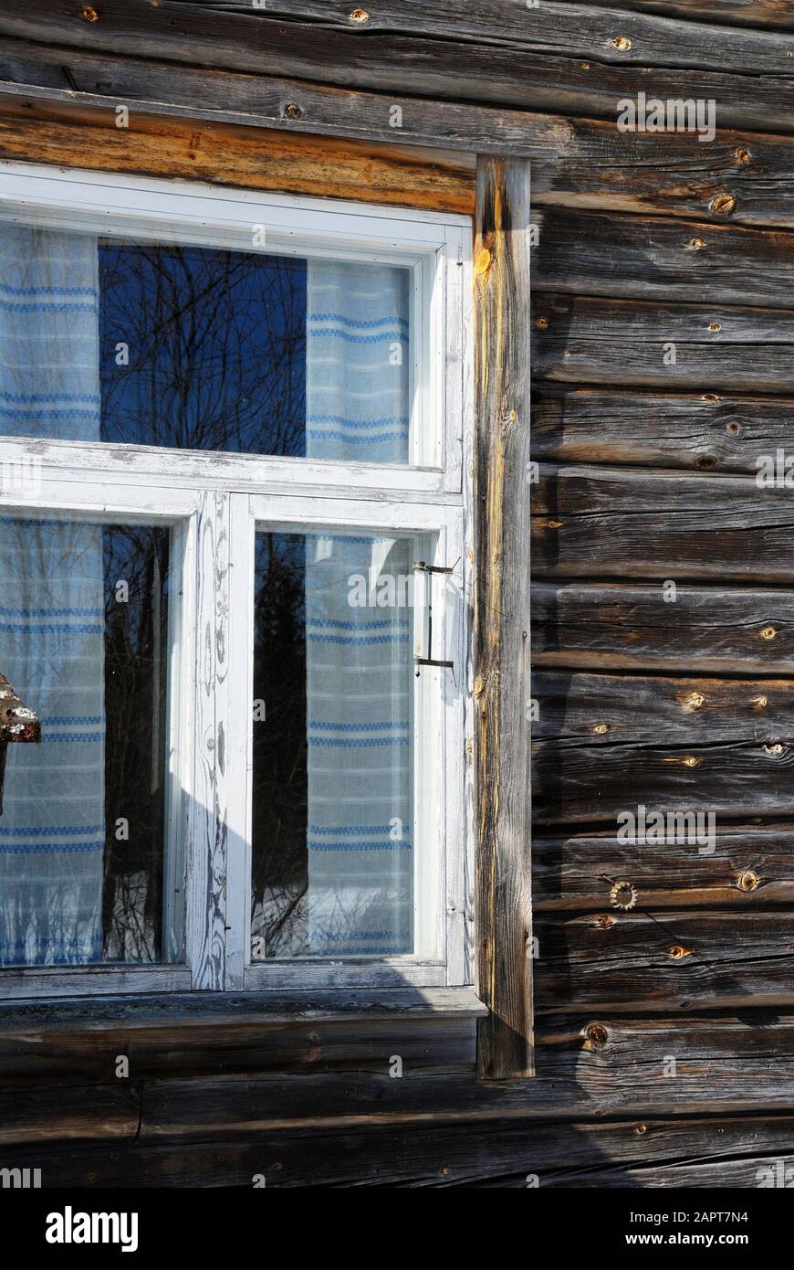 Window on log house Stock Photo - Alamy