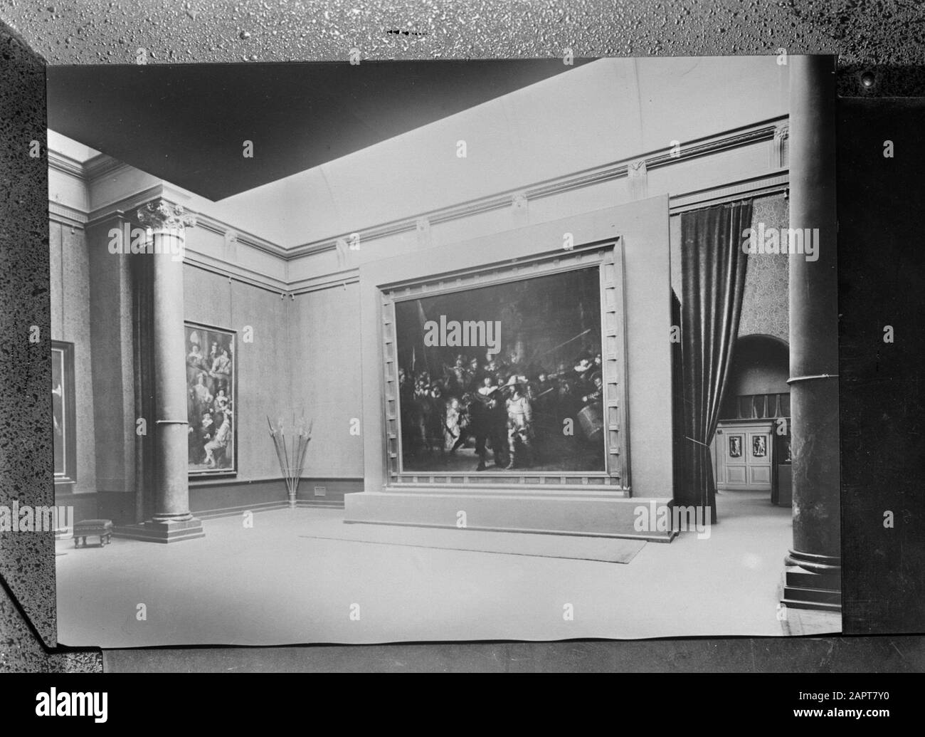 Photo of the Night Watch Room in the Rijksmuseum Annotation ...