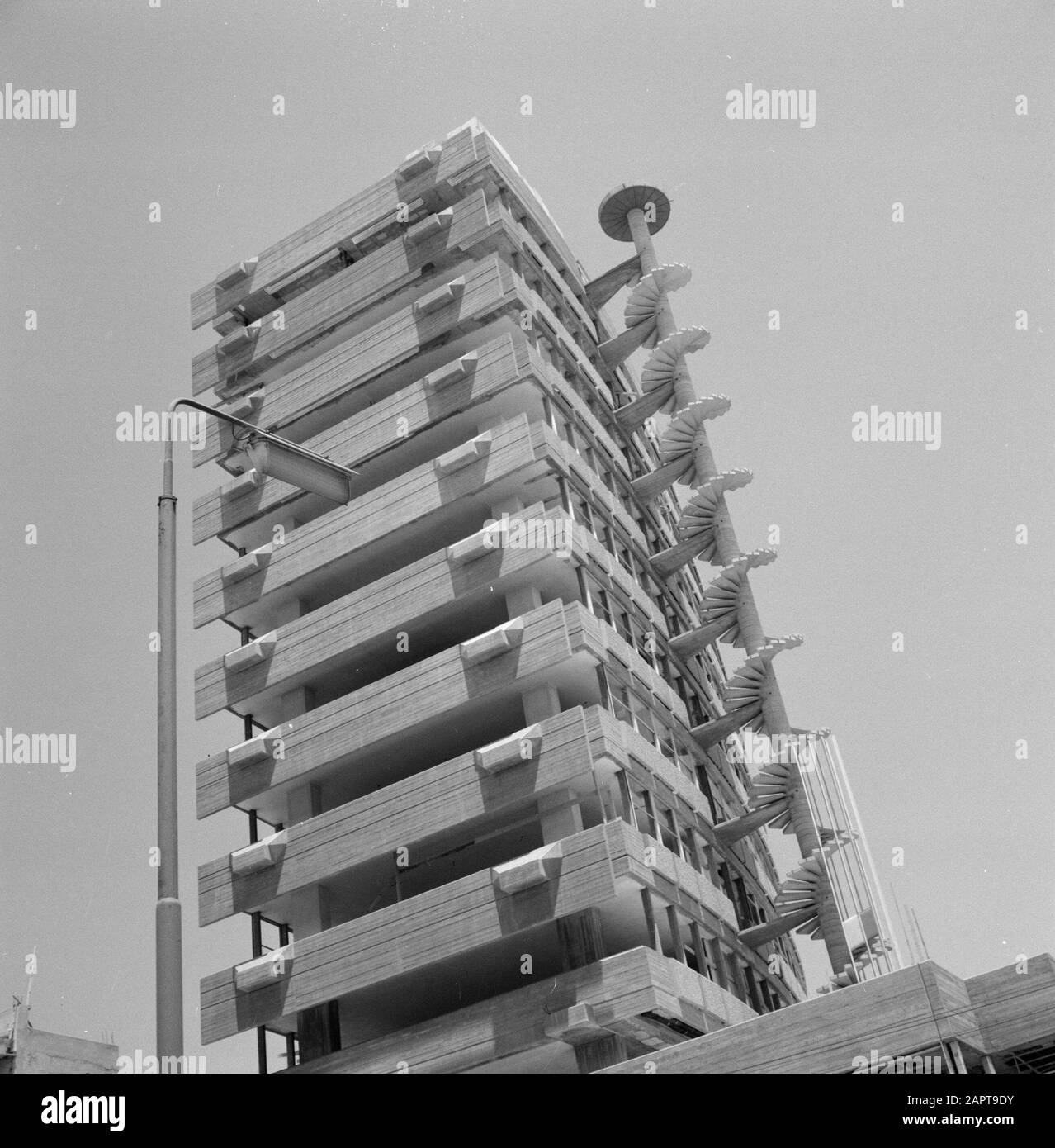 Israel 1964-1965: Tel Aviv, modern infrastructure and architecture ...