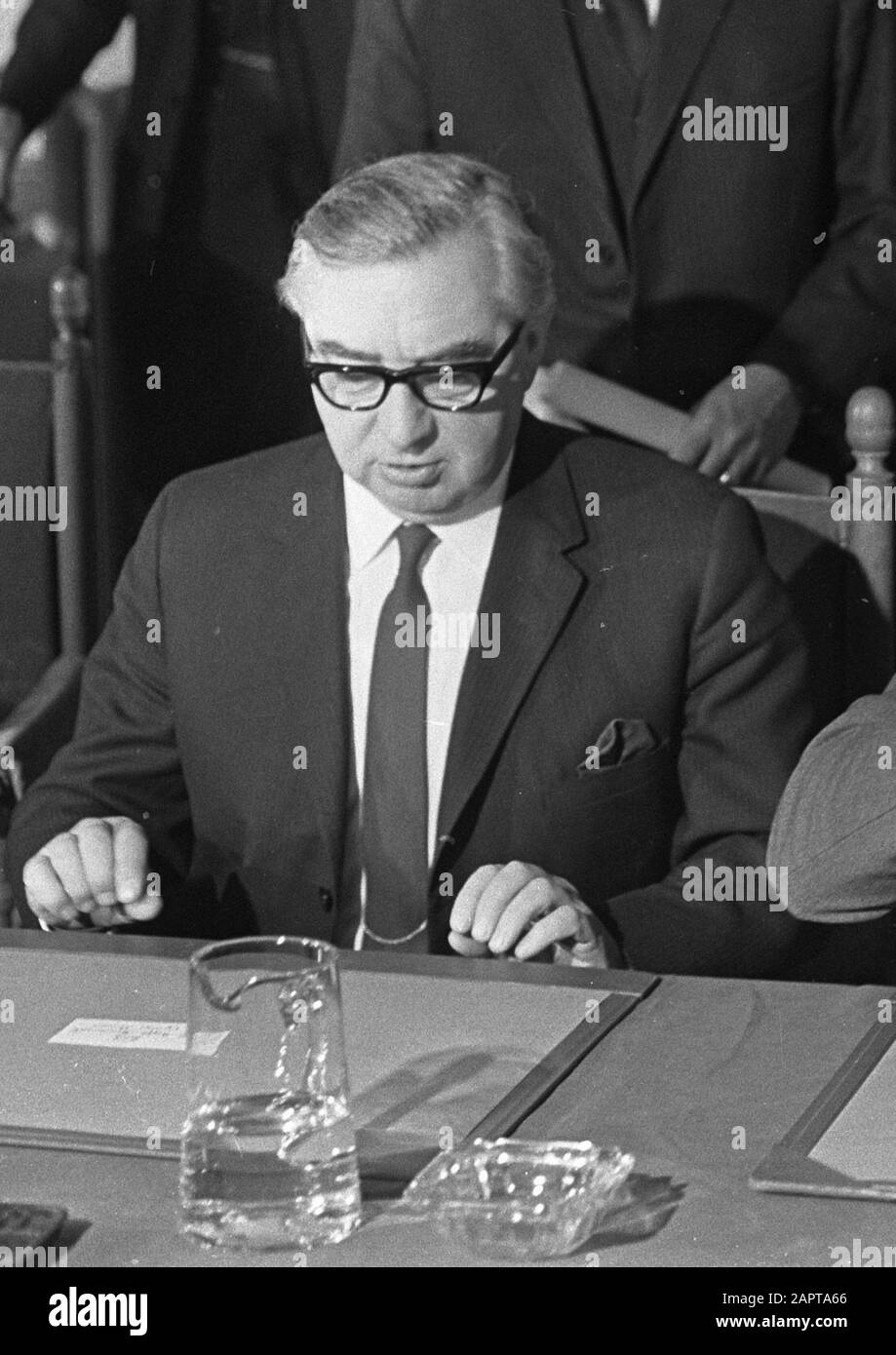 George brown Black and White Stock Photos & Images - Alamy