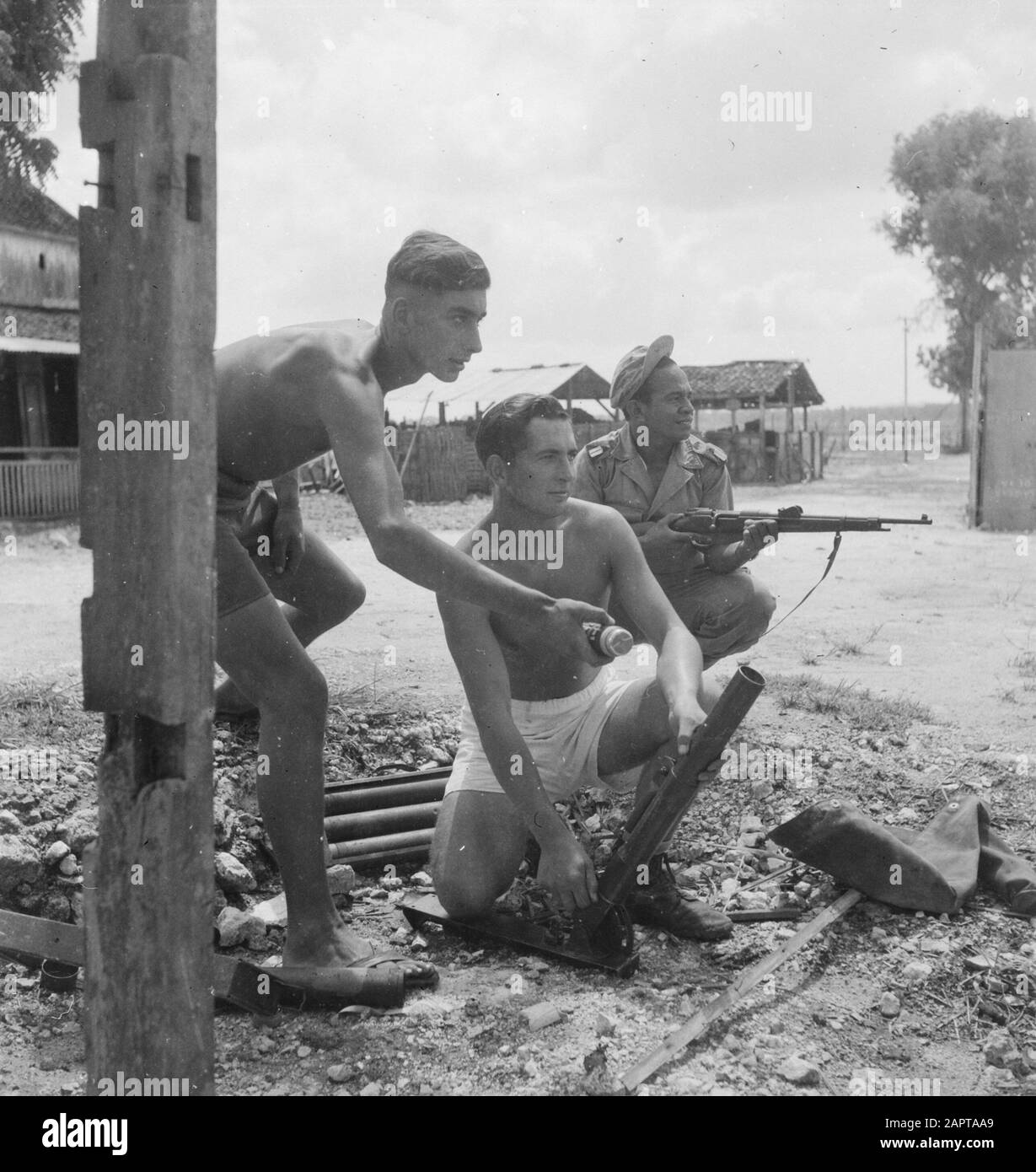 Gakaktembangan (Grissee) Positioned photo. KNIL Military with a light ...