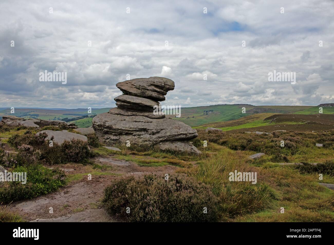 Spectacular views at Surprise View near Hathersage in the Peak District ...