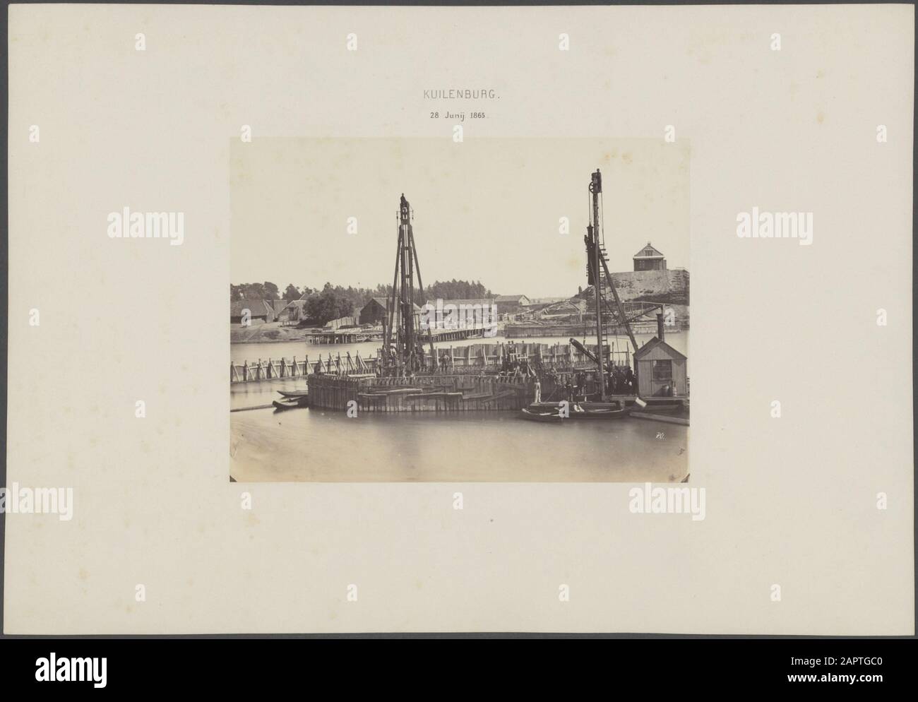 Piles for the foundation of the bridge pillars; bridges; bridge pillars ...