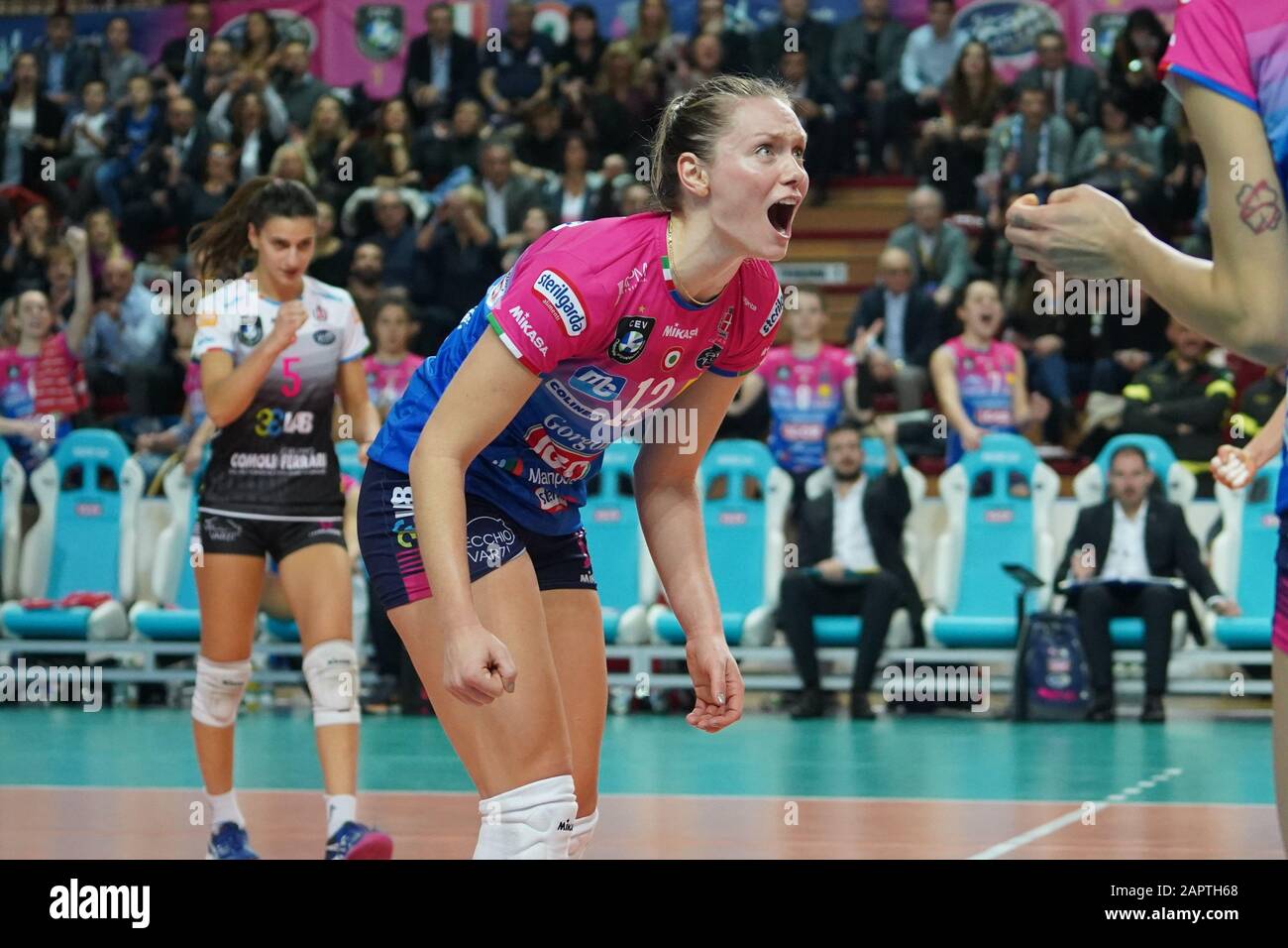 Happiness of micha hancock hi-res stock photography and images - Alamy