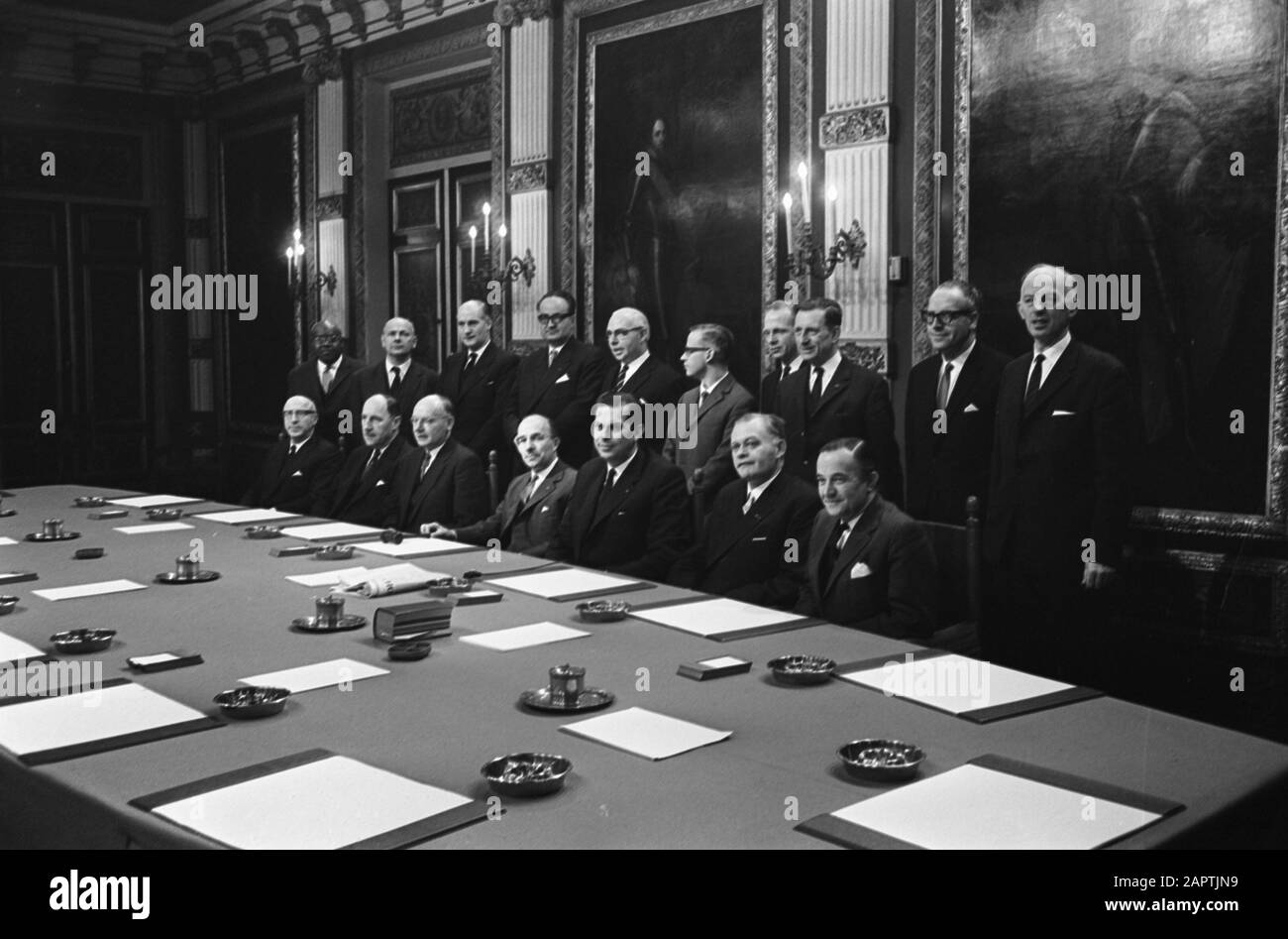 The cabinet meeting, around the table left Mr. P. L. de Haseth, Dr. F ...