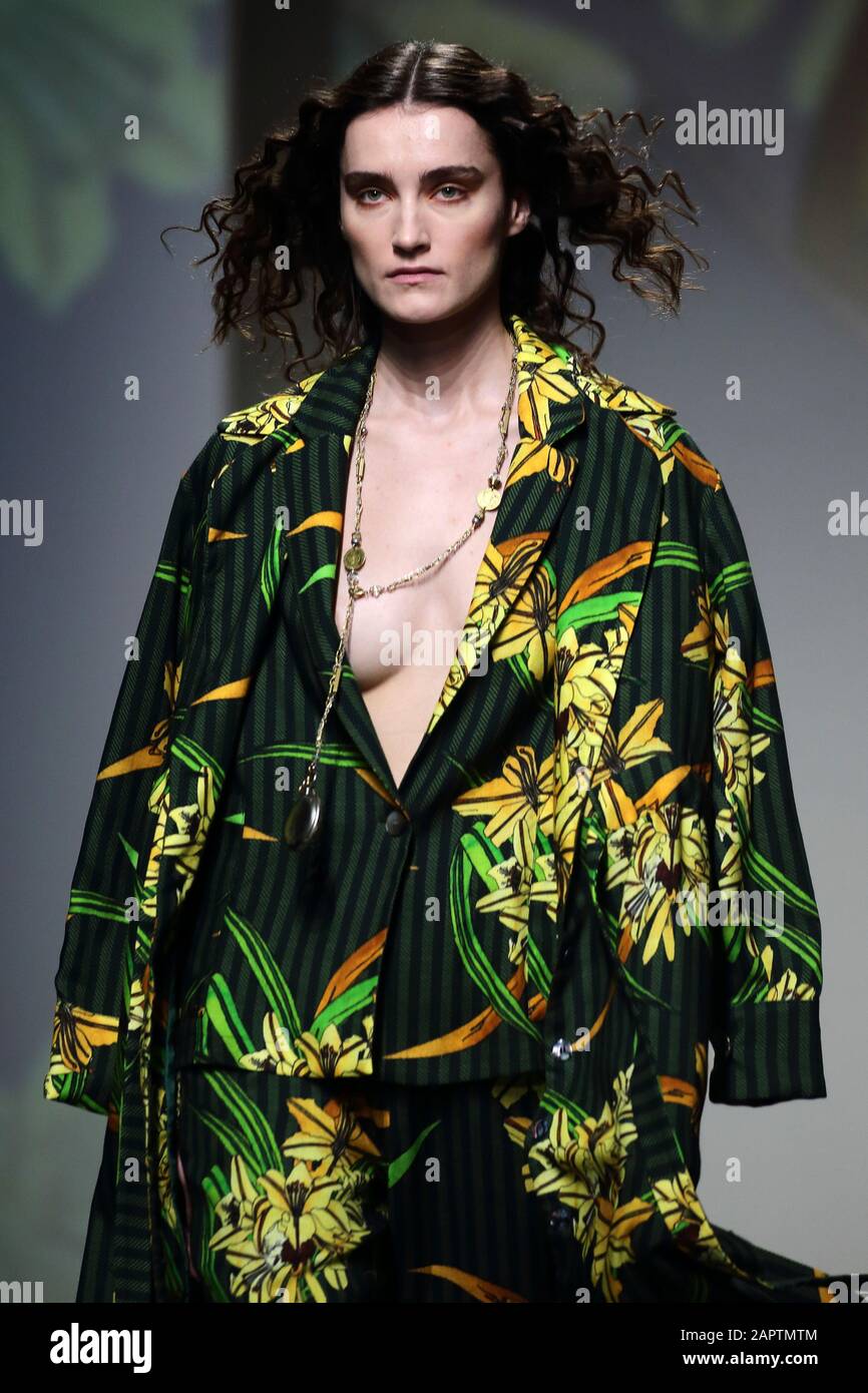 Rome, Italy. 24th Jan, 2020. Models on the catwalk for ROI DU LAC fall ...