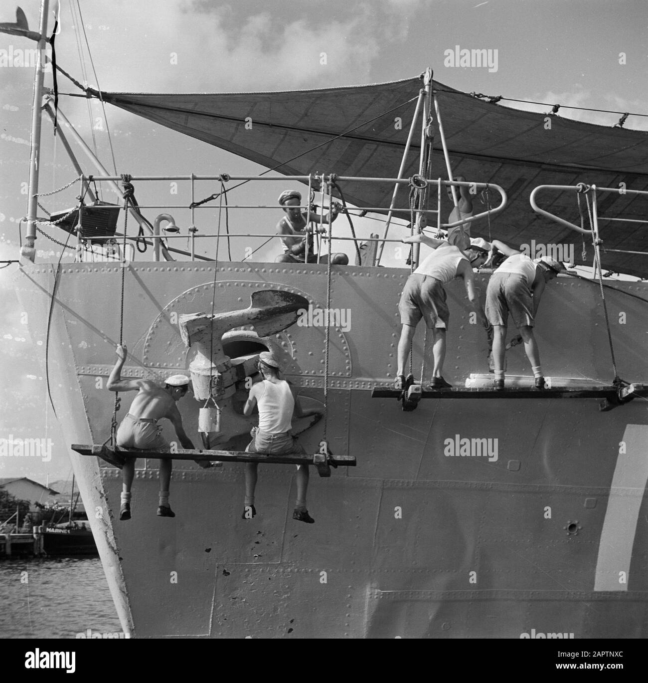 At hm naval hi-res stock photography and images - Alamy
