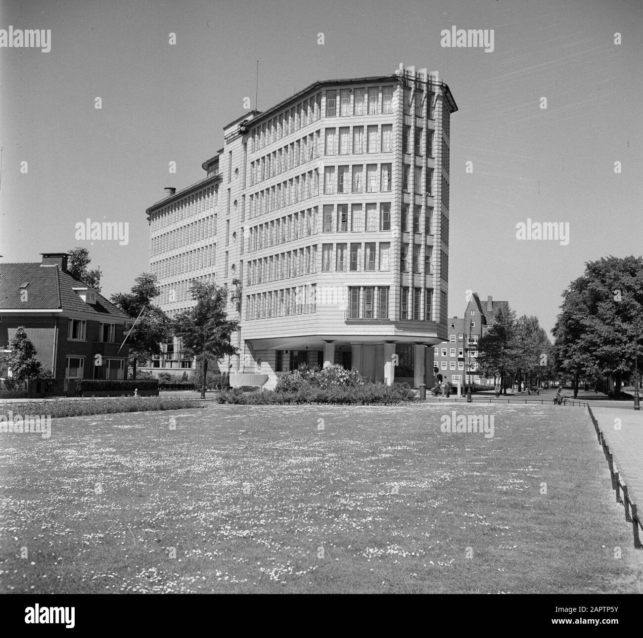 Banking buildings Headquarters of the Social Insurance Bank in ...