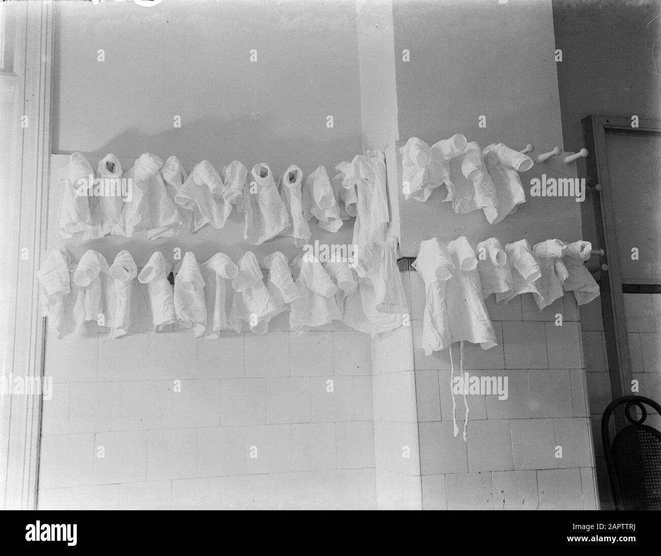 Established 1932 Black and White Stock Photos & Images - Alamy