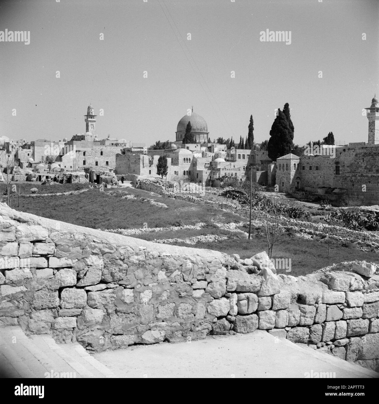 Middle East 1950-1955: Jerusalem In Jewish Quarter. Al Aqsa mosque in ...