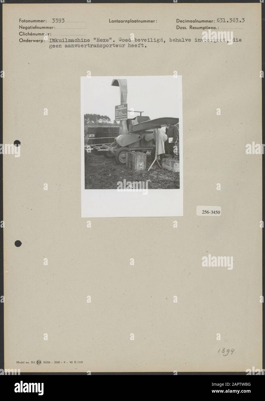 Shredding and silage machines silage machine 'Hexe'; well secured ...