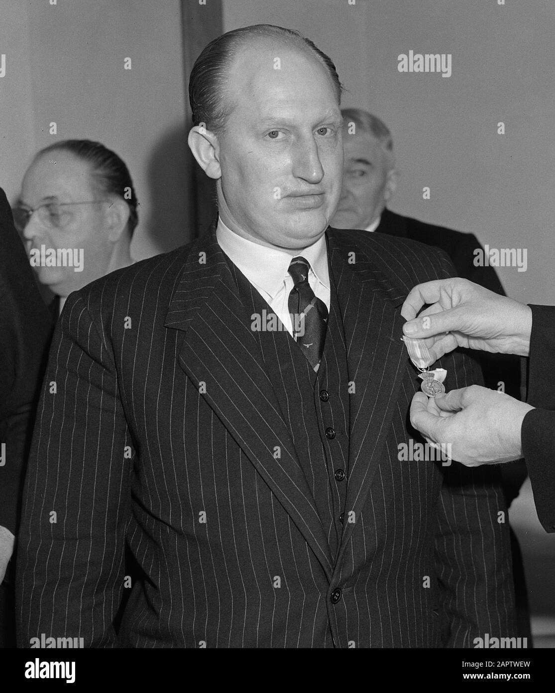 Richard pape hi-res stock photography and images - Alamy