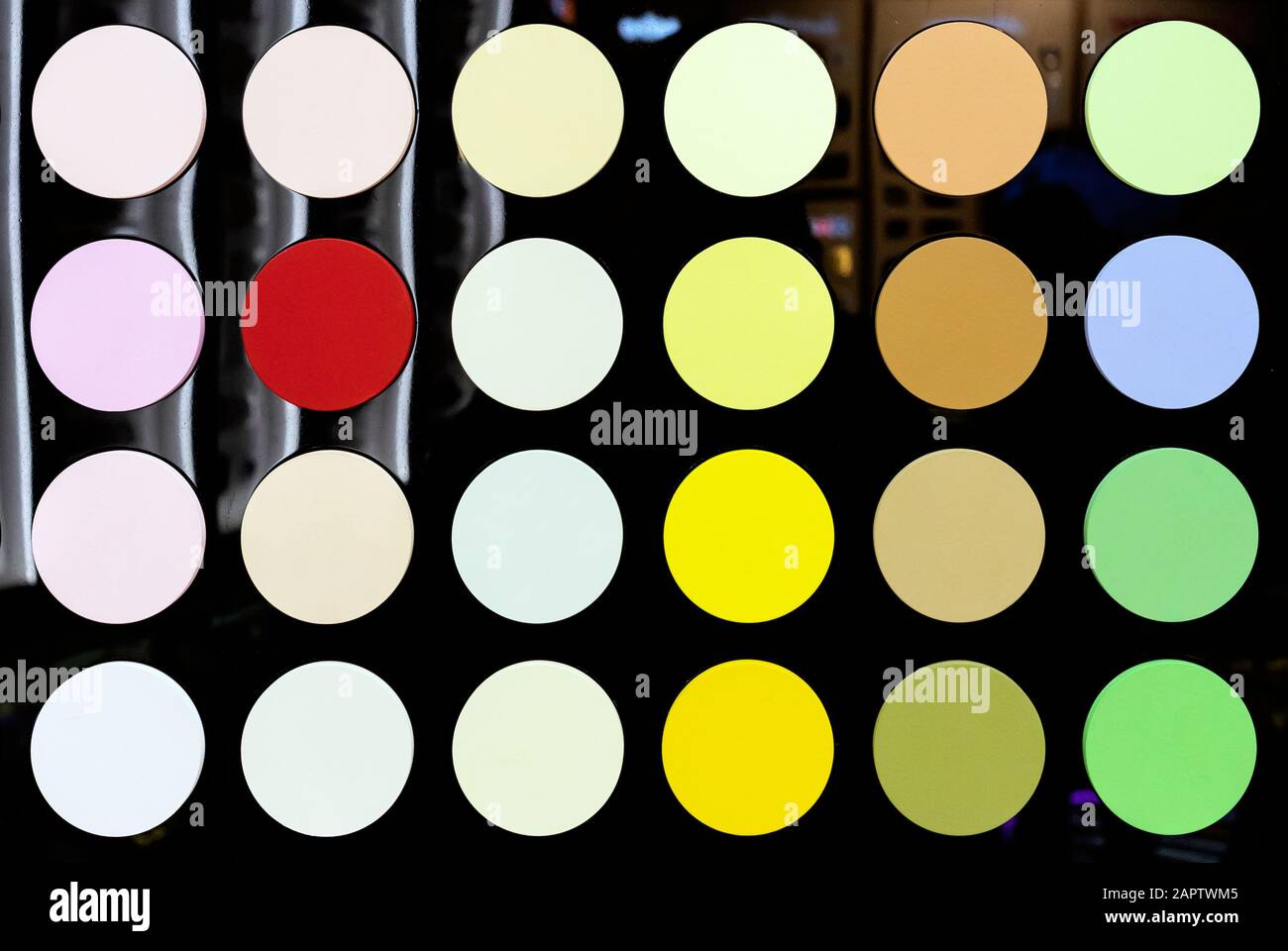 Circles with a color palette on a black glossy background. ?olor ...