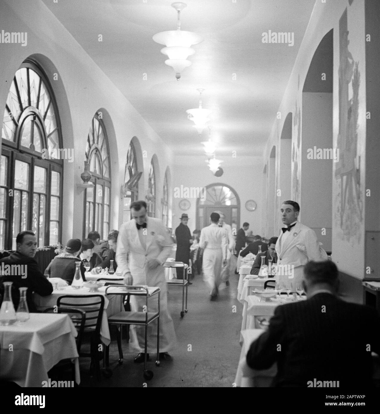 Interior design furniture italy Black and White Stock Photos & Images ...