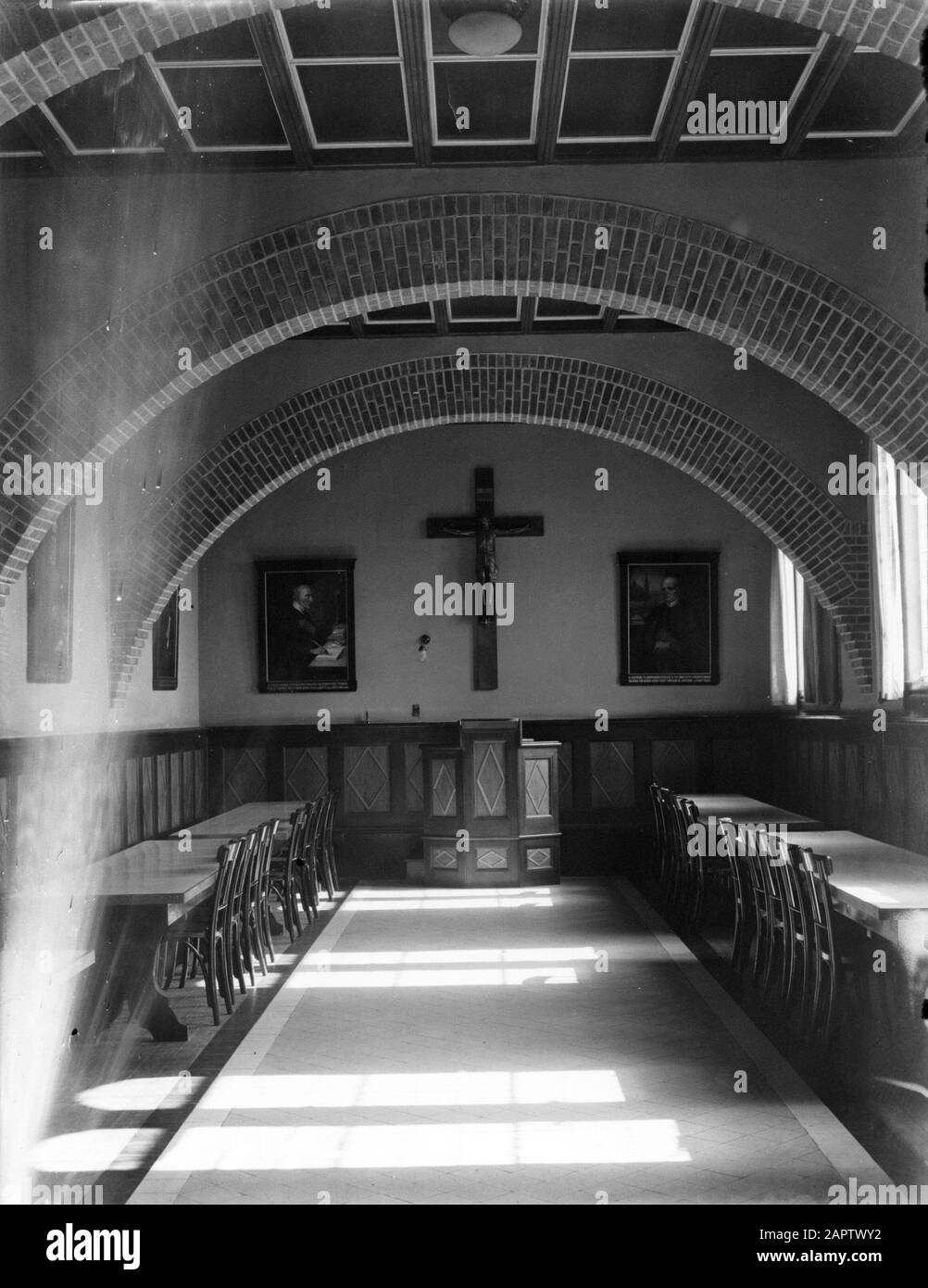 Neboklooster Nijmegen 1932 Interior of the monastery: refectory (dining ...