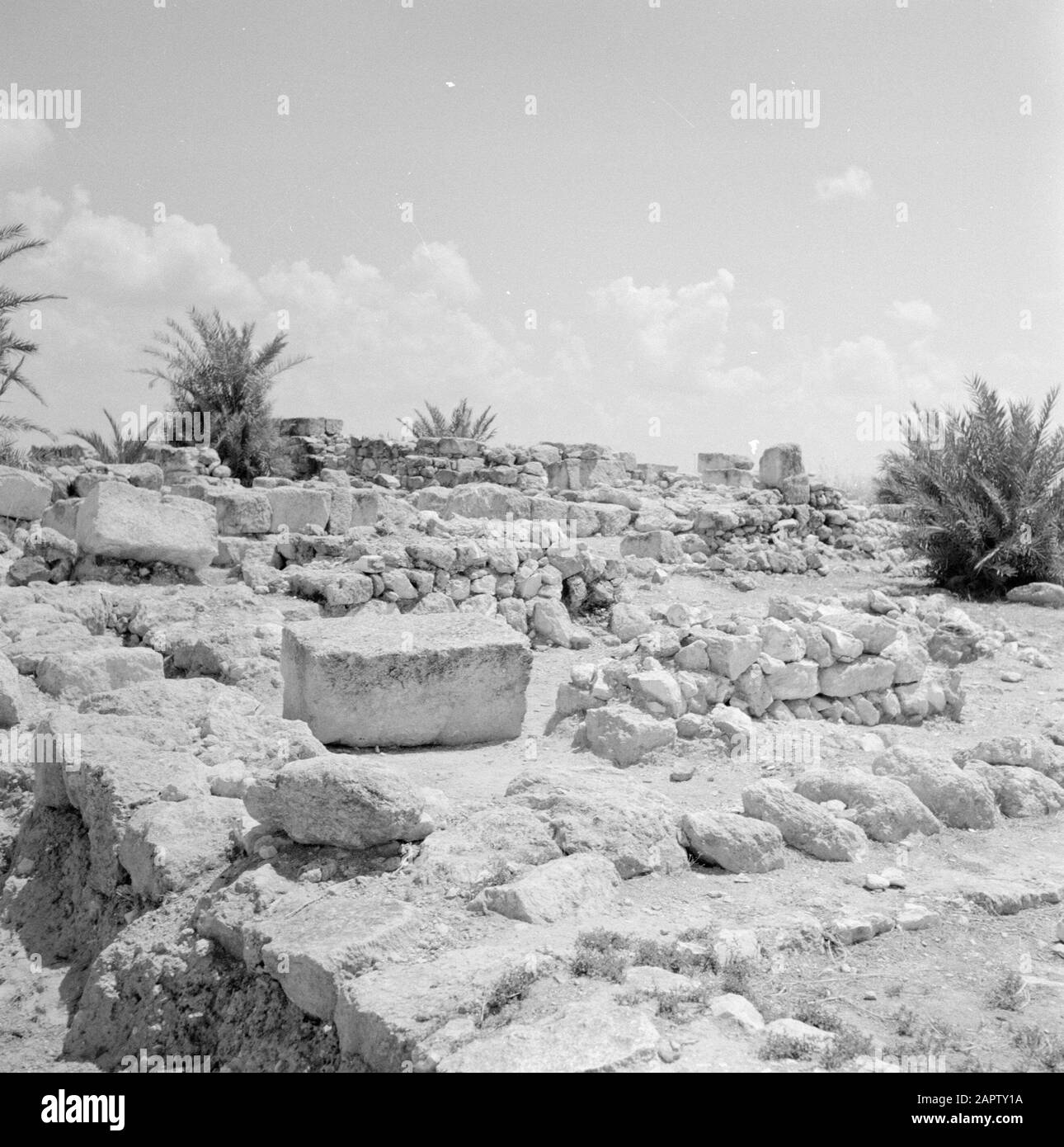 Israel: excavations Megido (Megiddo Stock Photo - Alamy
