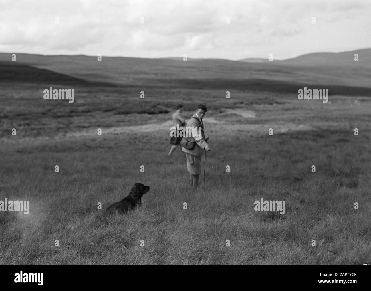 Hunters costume hi-res stock photography and images - Alamy