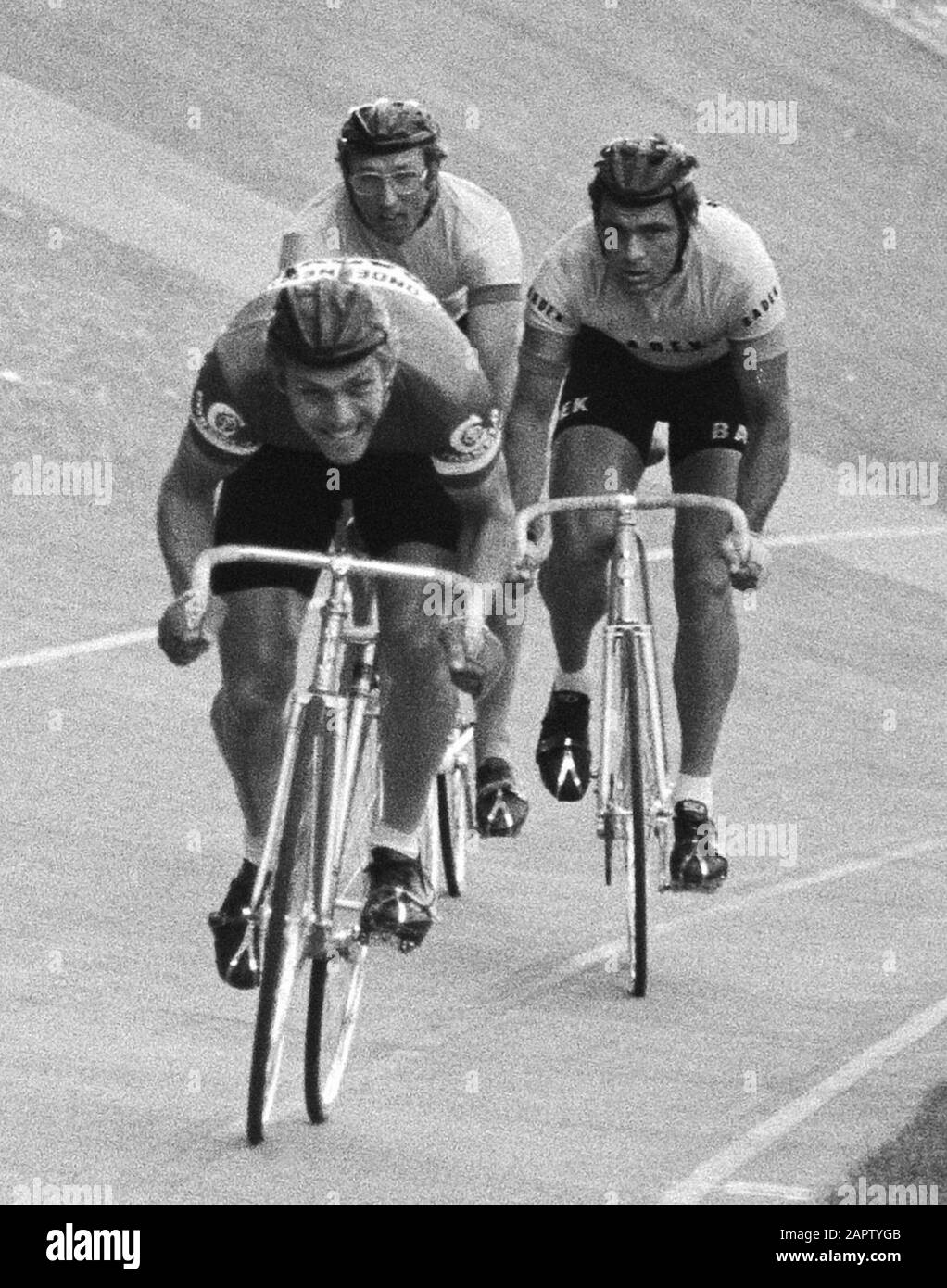 Dutch cycling championships on the track in Utrecht; sprint ...