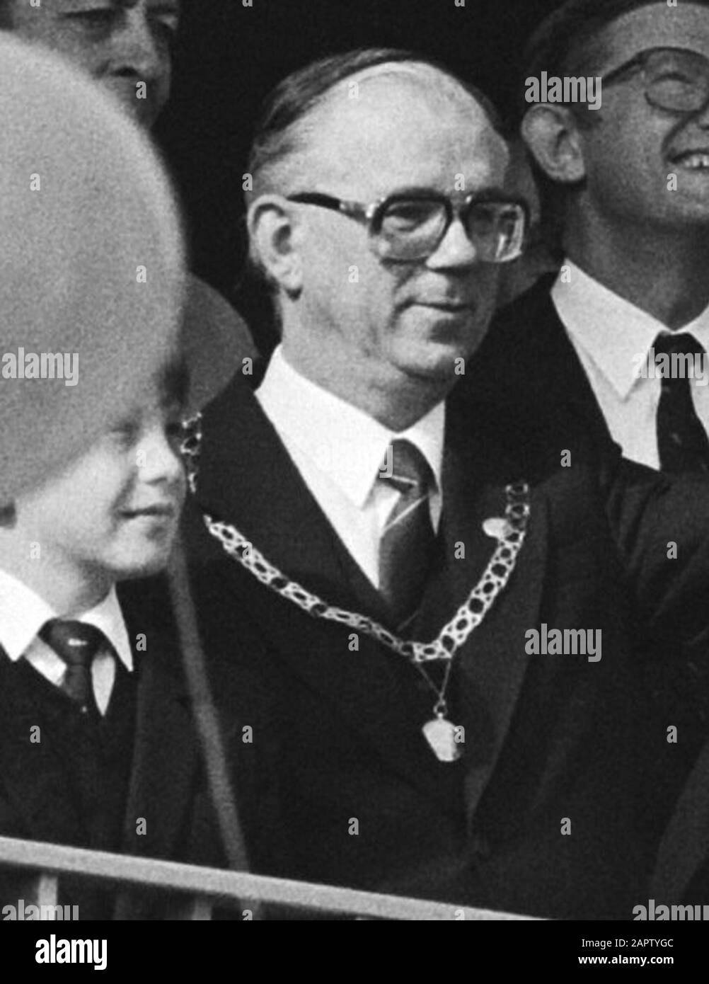 Queen's Day 1985, Anna Paulowna; Royal visit on balcony of the town ...